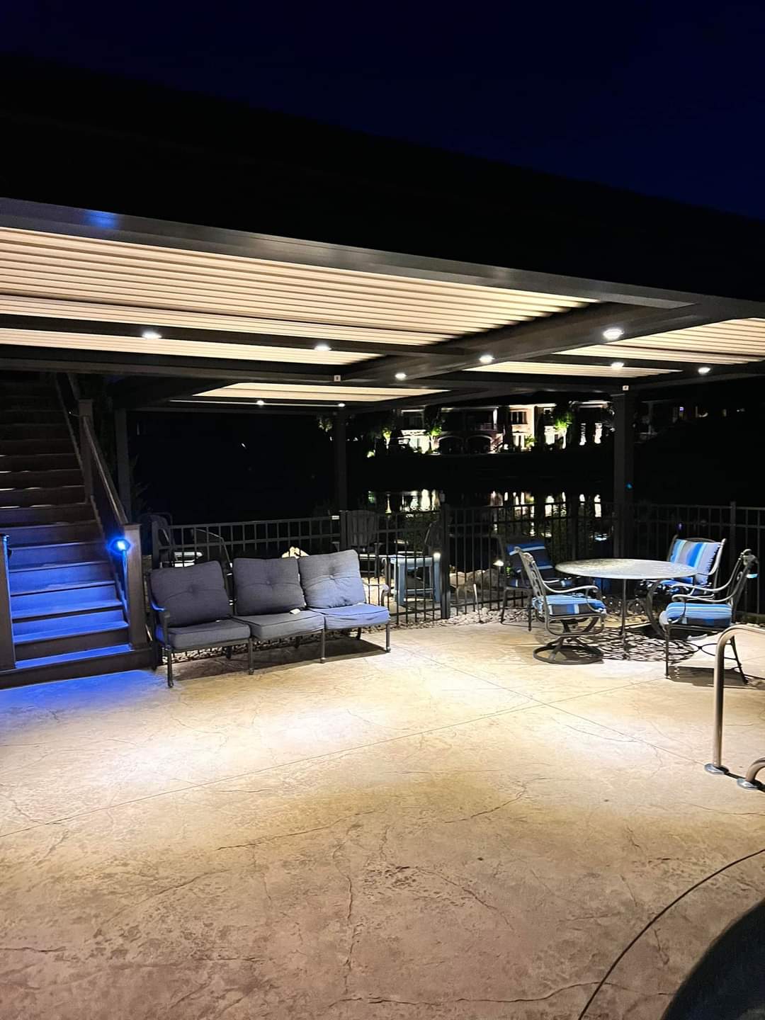 Midwest Outdoor Living | Lighting | Residential | Can